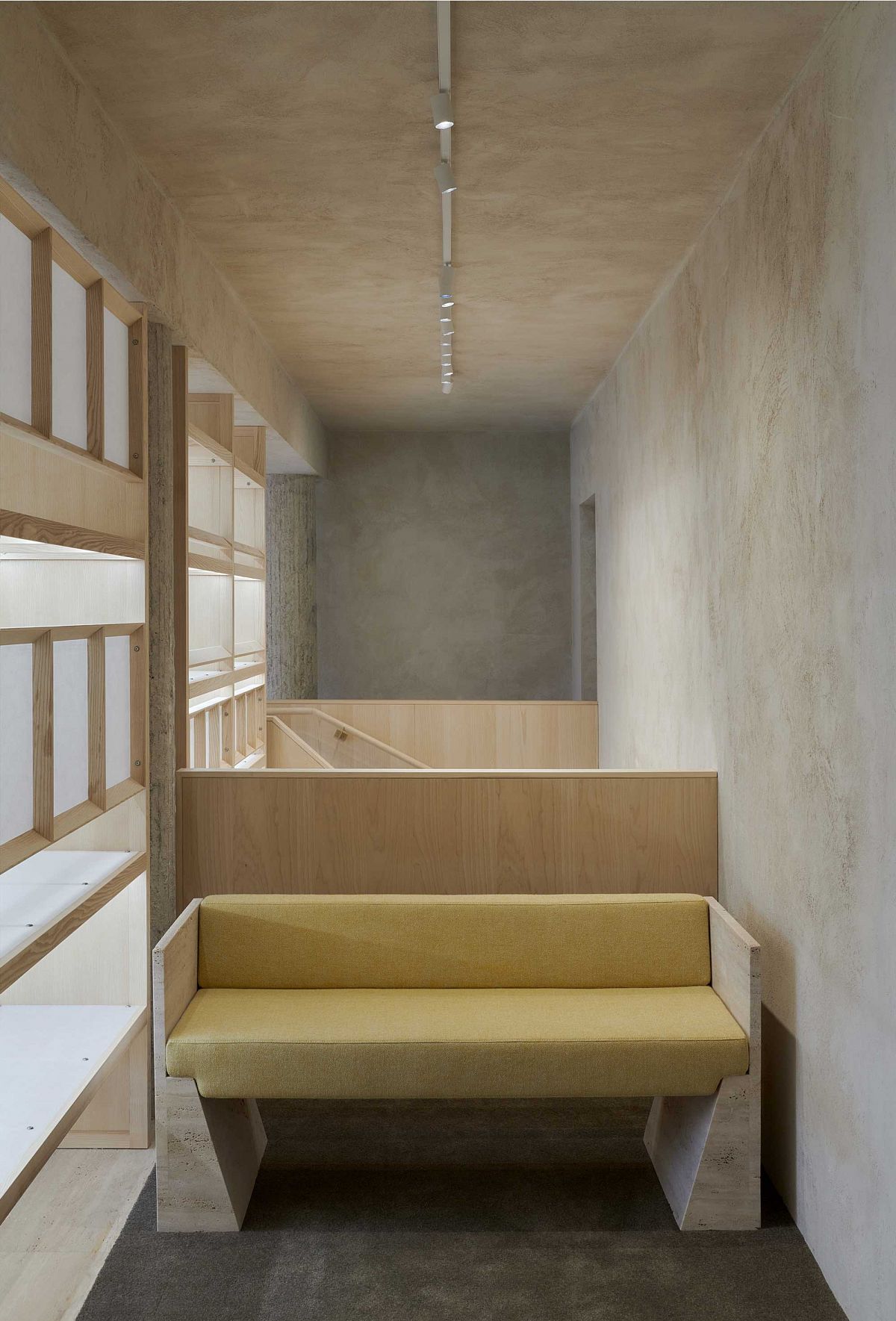 Store Munich, A.P.C. – 1zu33